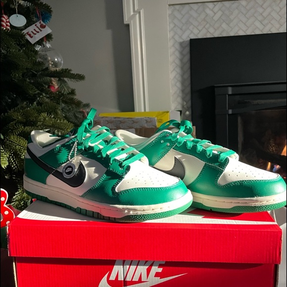 Nike | Shoes | Nike Dunk Low Se Lottery Pack Malachite Size Us 8 M95w ...